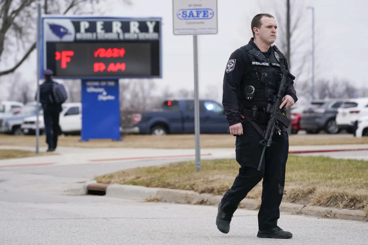 LA Post: Things to know about a school shooting in the small Iowa town ...