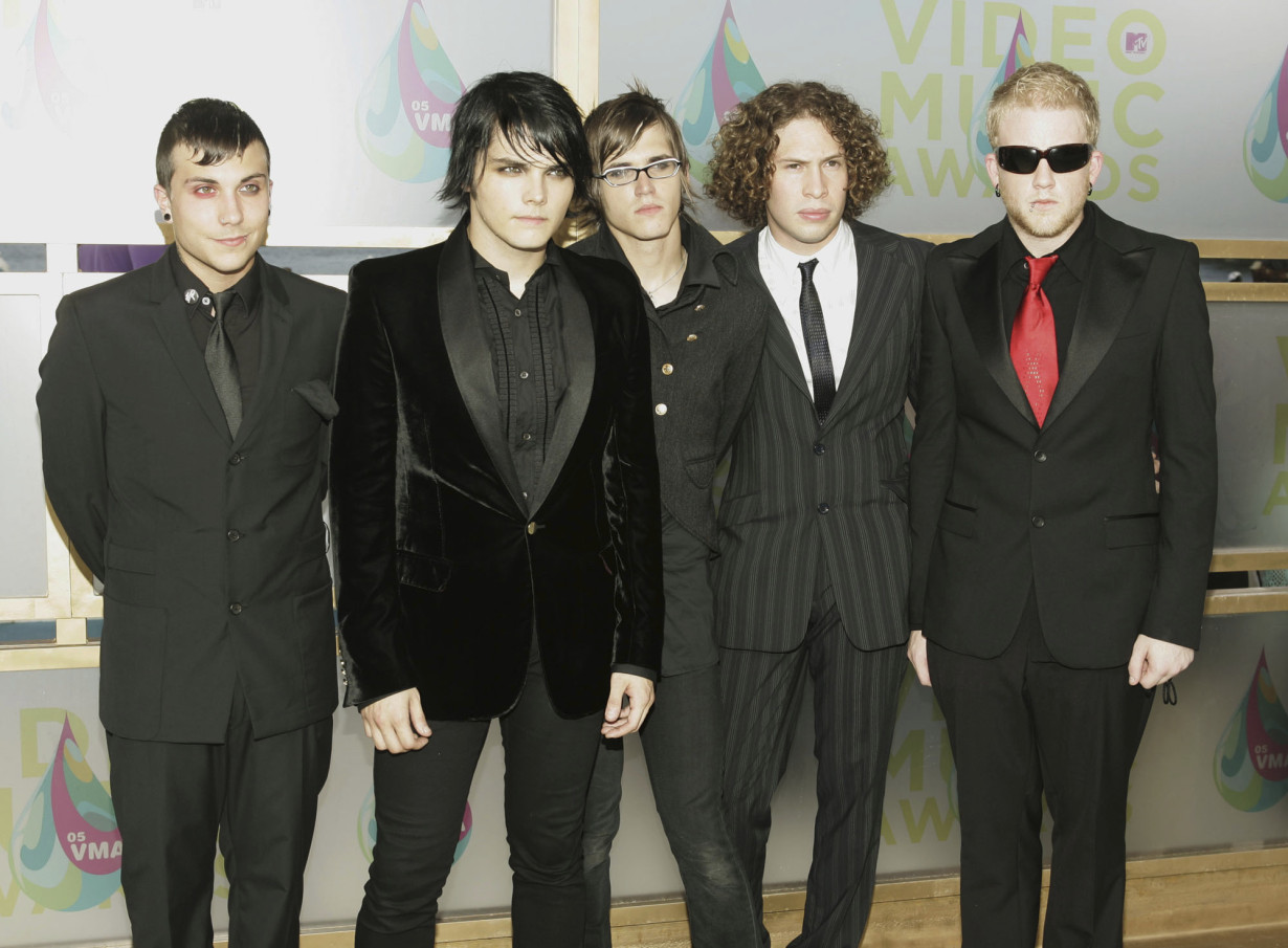 LA Post: Former My Chemical Romance drummer Bob Bryar dies at age 44 ...